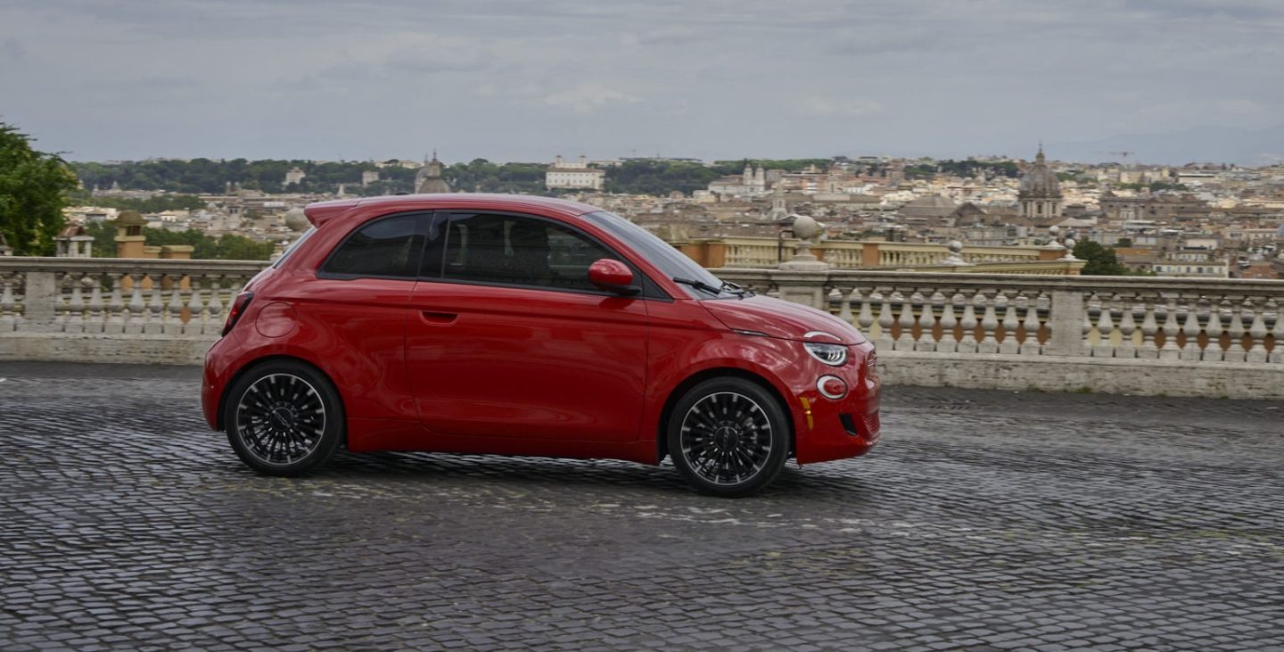 Fca 500e store