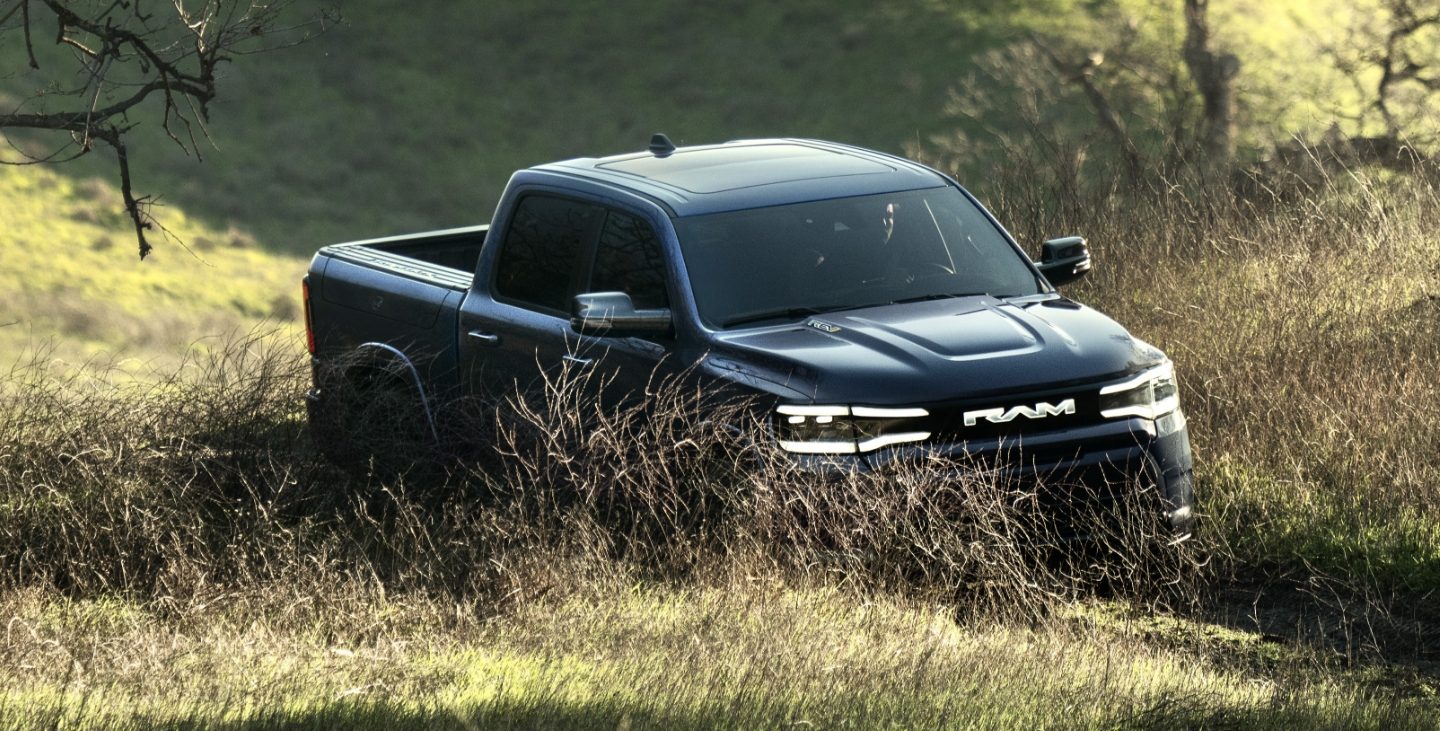 Ram Trucks 2024 Med Felger
